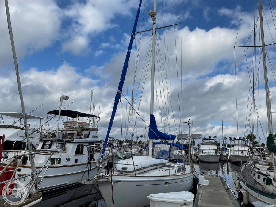 1982 Gulfstar 40 CC Sail Boats, Cruisers For Sale in Daytona Beach, Florida