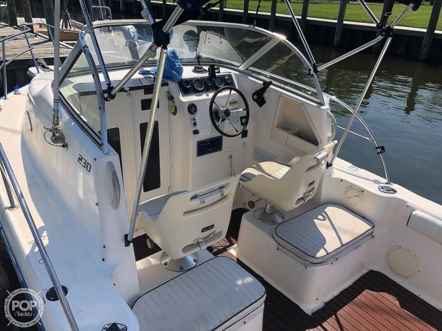 2000 Sea Fox 230 WA Power Boats, Walkaround Boats For Sale in Hauppauge ...