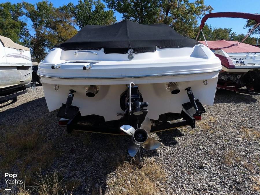 2002 Rinker 262 Captiva SS Power Boats, Express Cruisers For Sale in St ...