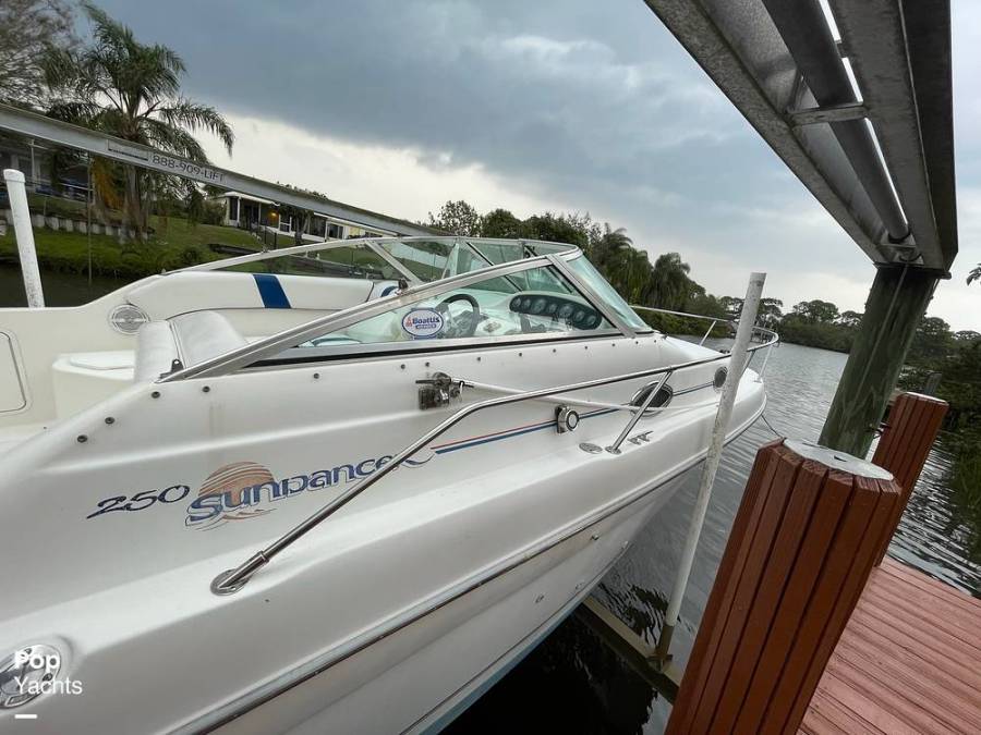 1996 Sea Ray 250 Sundancer Power Boats, Express Cruisers For Sale in ...