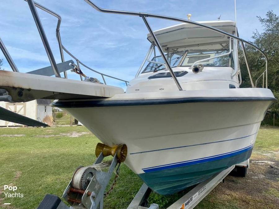 1993 Trophy 2502 Power Boats, Walkaround Boats For Sale in Hudson, Florida