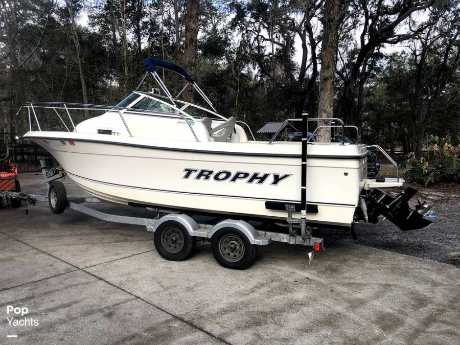 2009 Trophy 2152 Power Boats, Walkaround Boats For Sale in Silver ...