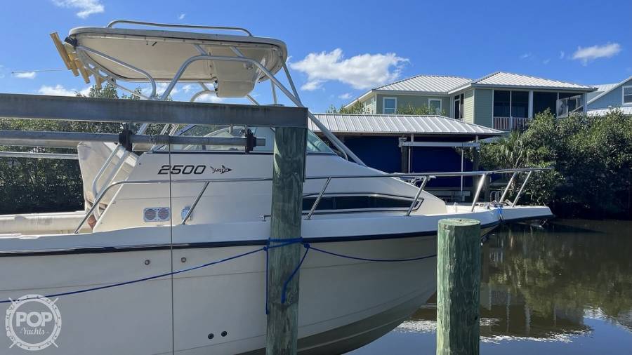 1995 Stratos 2500 WA Power Boats, Walkaround Boats For Sale in Ruskin ...