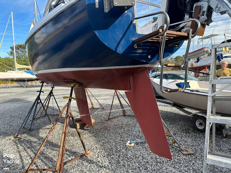 1972 CAL 27 Pop Top Sail Boats, Sloop Sail Boats For Sale in Deltaville ...