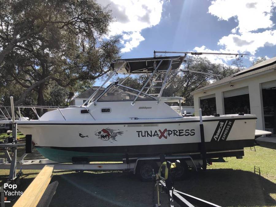 1999 Shamrock 260 Express Power Boats, Walkaround Boats For Sale in ...