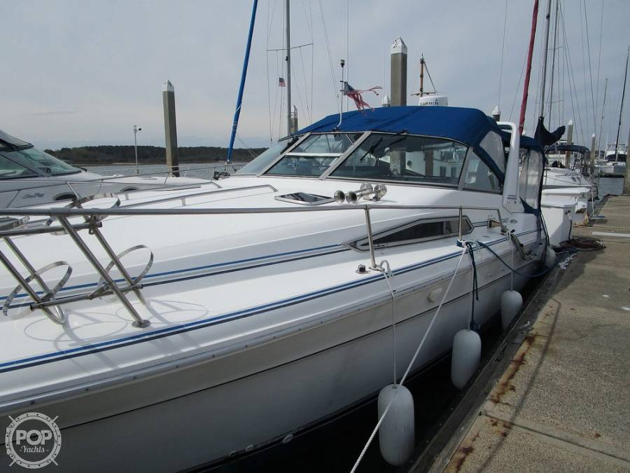 1992 Sea Ray 330 Sundancer Power Boats, Express Cruisers For Sale in ...
