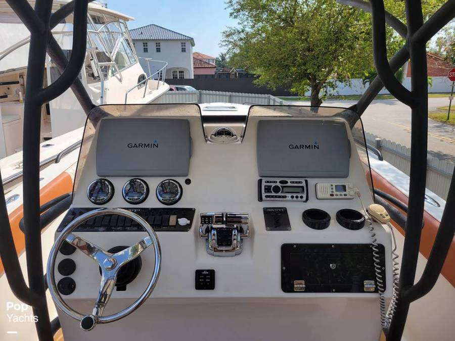 2008 Avanti 33 Power Boats, Center Consoles For Sale in Miami, Florida