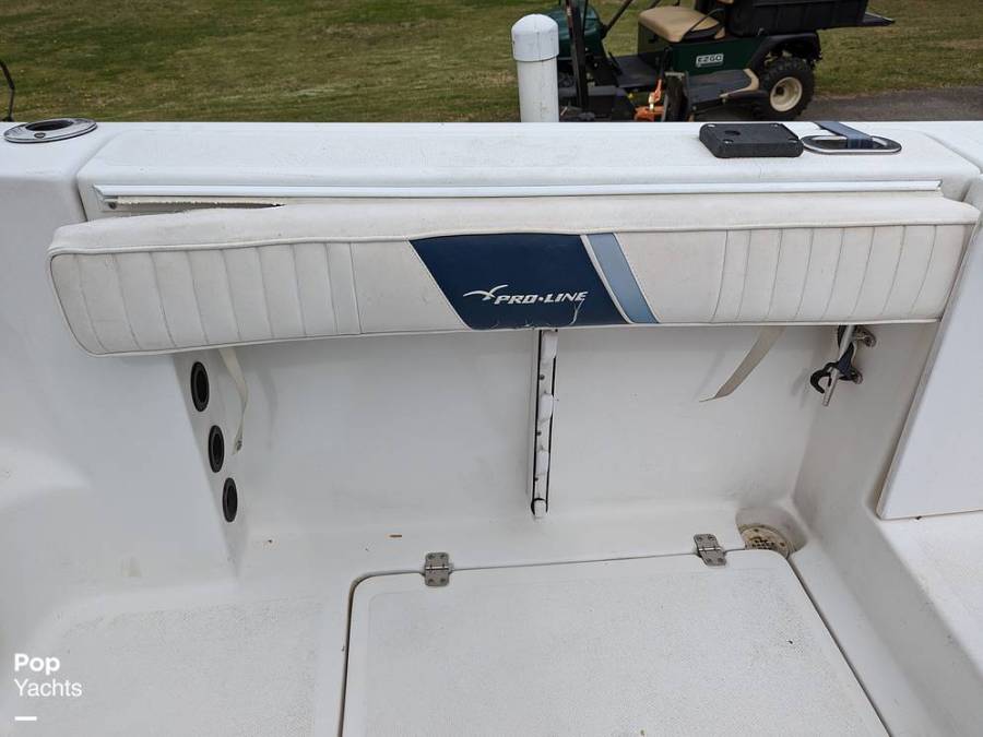 2004 Pro-Line 26 WA Power Boats, Walkaround Boats For Sale in ...