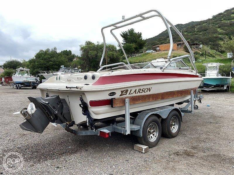 2002 Larson 210 LXi Power Boats, Bowriders For Sale in El Cajon, California