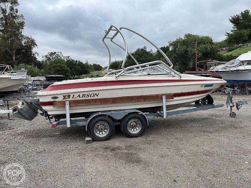 2002 Larson 210 LXi Power Boats, Bowriders For Sale in El Cajon, California