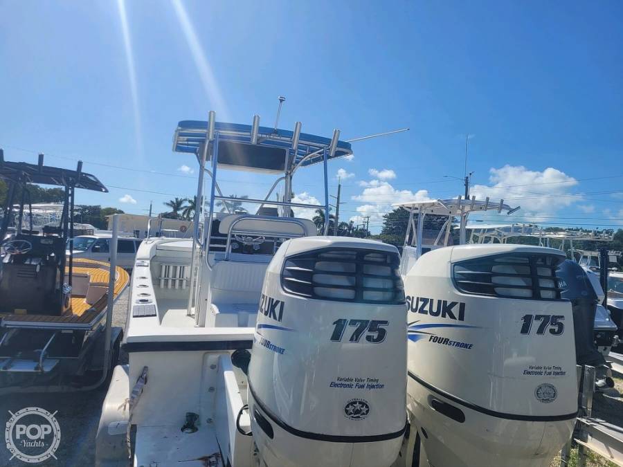 1997 Dusky Marine 256 Center Console Power Boats, Center Consoles For ...