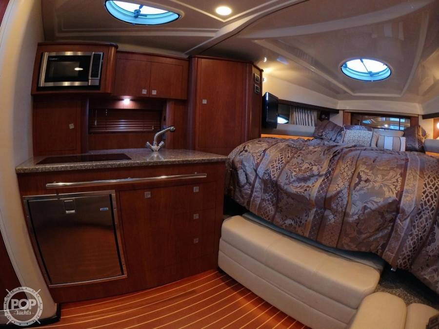 2011 Monterey 320 Sport Yacht Power Boats, Express Cruisers For Sale in ...