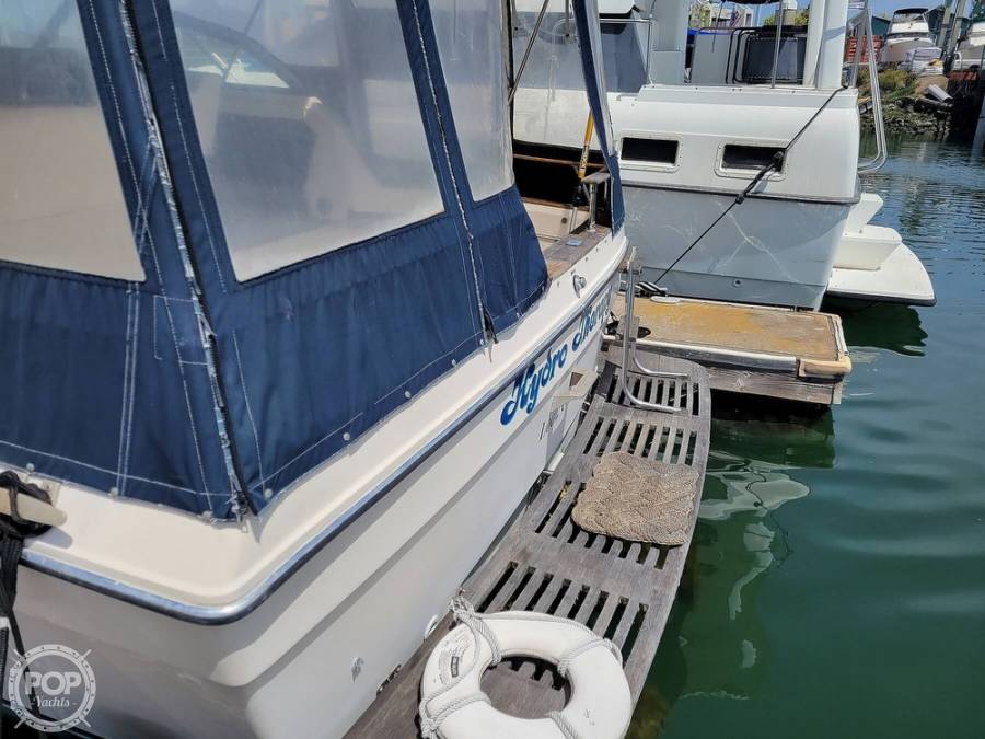 1979 Bayliner Victoria Power Boats, Express Cruisers For Sale in ...