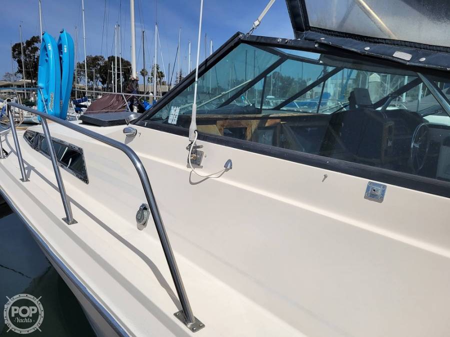 1979 Bayliner Victoria Power Boats, Express Cruisers For Sale in ...