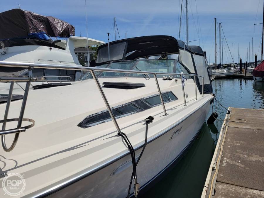 1979 Bayliner Victoria Power Boats, Express Cruisers For Sale in ...