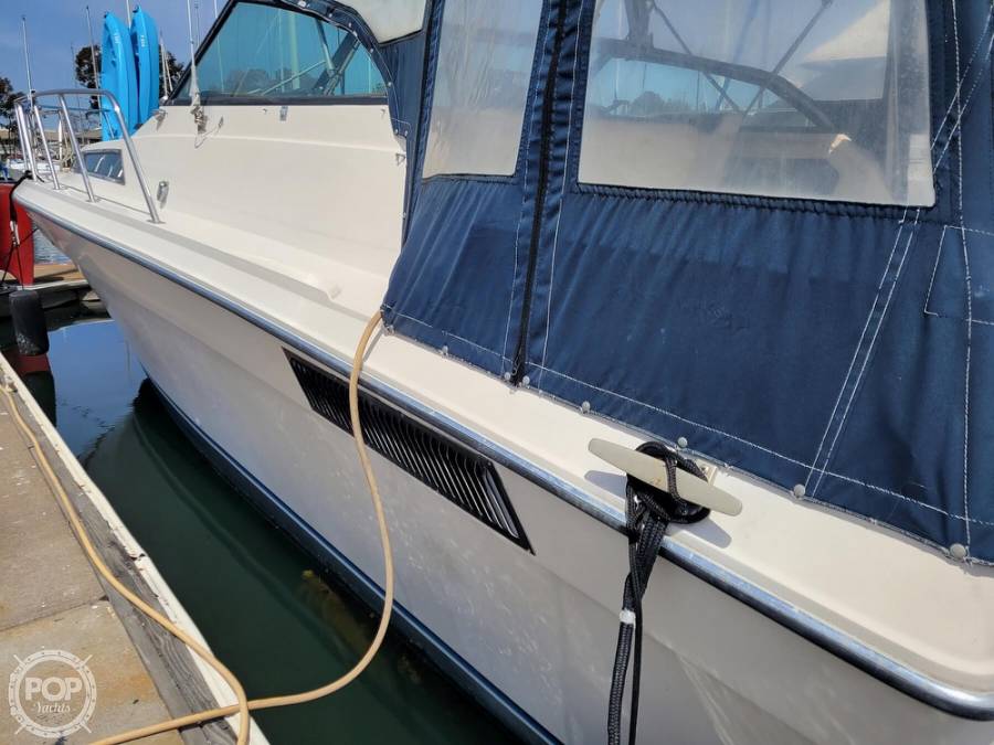 1979 Bayliner Victoria Power Boats, Express Cruisers For Sale in ...