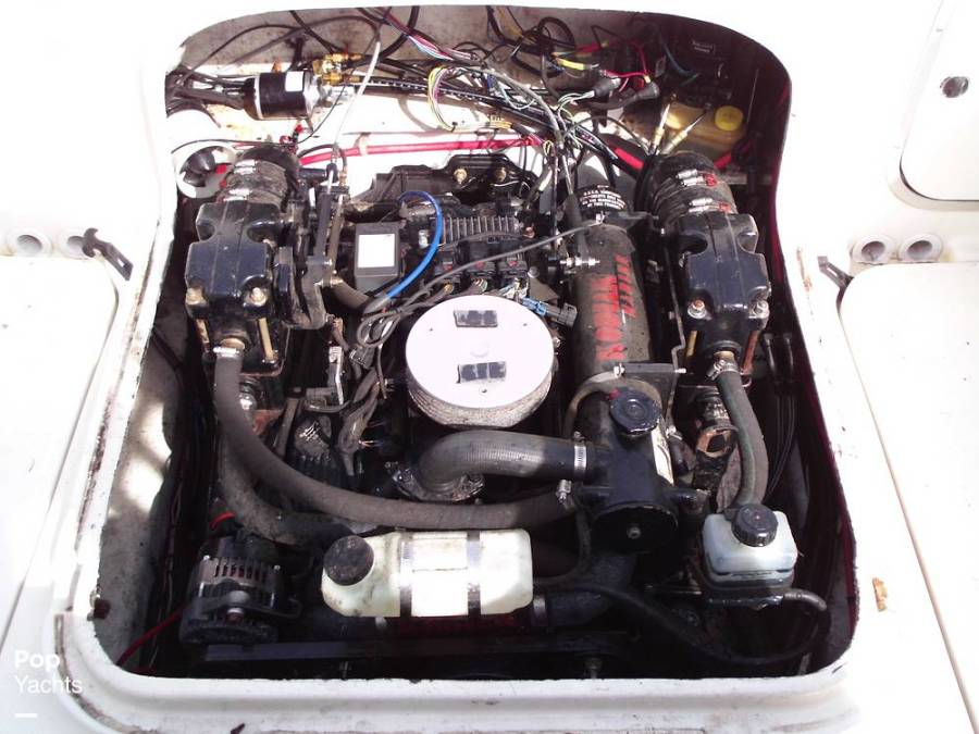 2002 Trophy 2352 Power Boats, Walkaround Boats For Sale in Sherwood, Oregon