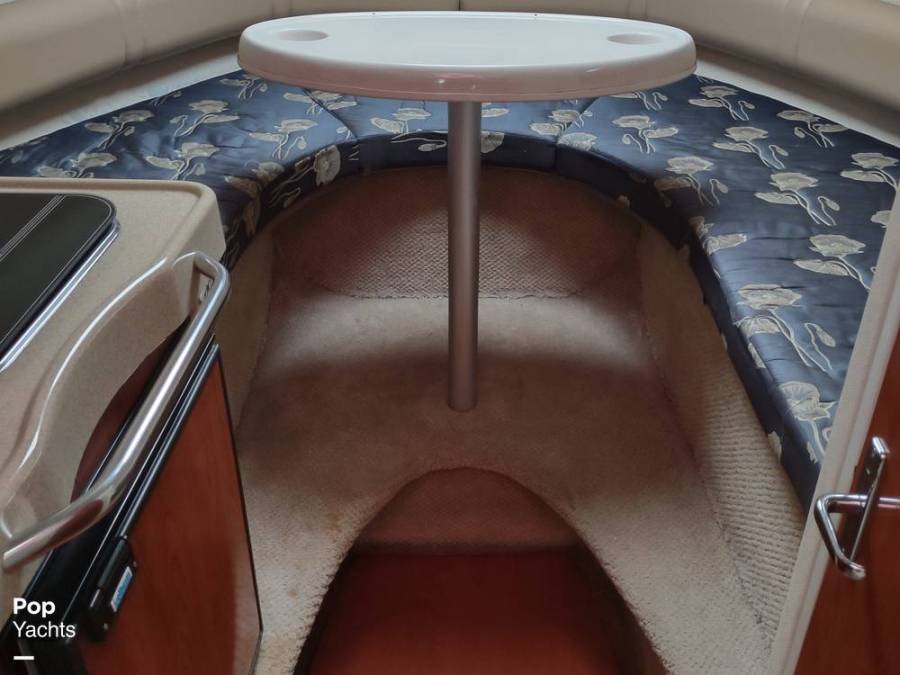 2004 Larson 240 Cabrio Power Boats, Express Cruisers For Sale in ...