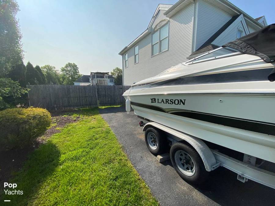 2005 Larson LXI 248 BR Power Boats, Bowriders For Sale in Freehold, New ...