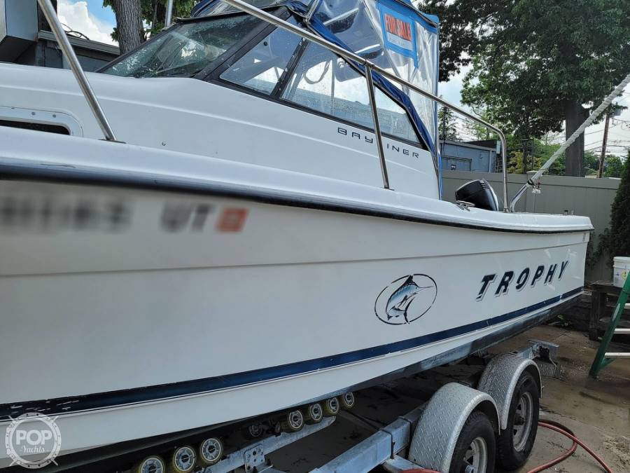 1999 Bayliner Trophy 2509 Power Boats, Walkaround Boats For Sale in ...
