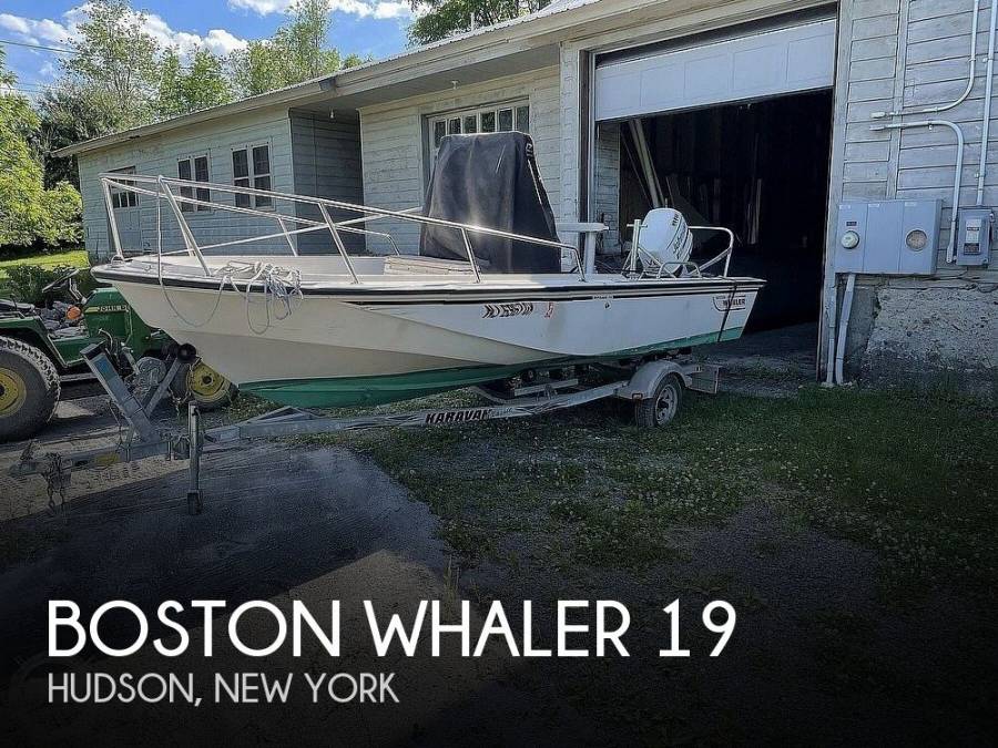 1992 Boston Whaler Outrage 19 Power Boats, Center Consoles For Sale in ...