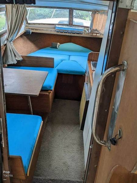 1979 Cruisers Yachts Bar Harbor 257 Power Boats, Express Cruisers For ...