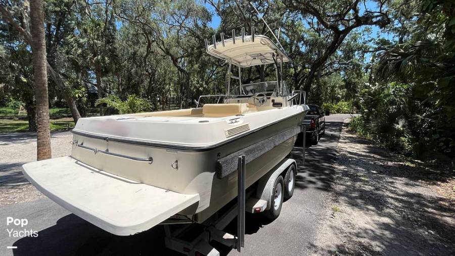 2005 Shamrock 220 Adventurer Power Boats, Walkaround Boats For Sale in ...