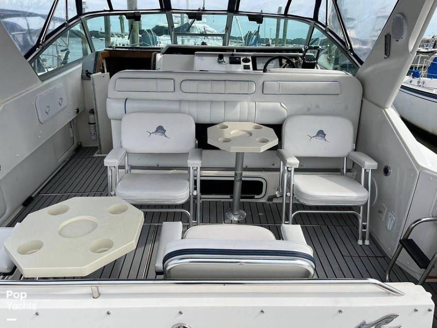 1994 Sea Ray 330 Sundancer Power Boats, Express Cruisers For Sale in ...
