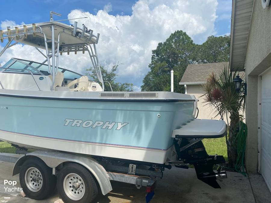 2006 Trophy Pro 2352 WA Power Boats, Walkaround Boats For Sale in ...