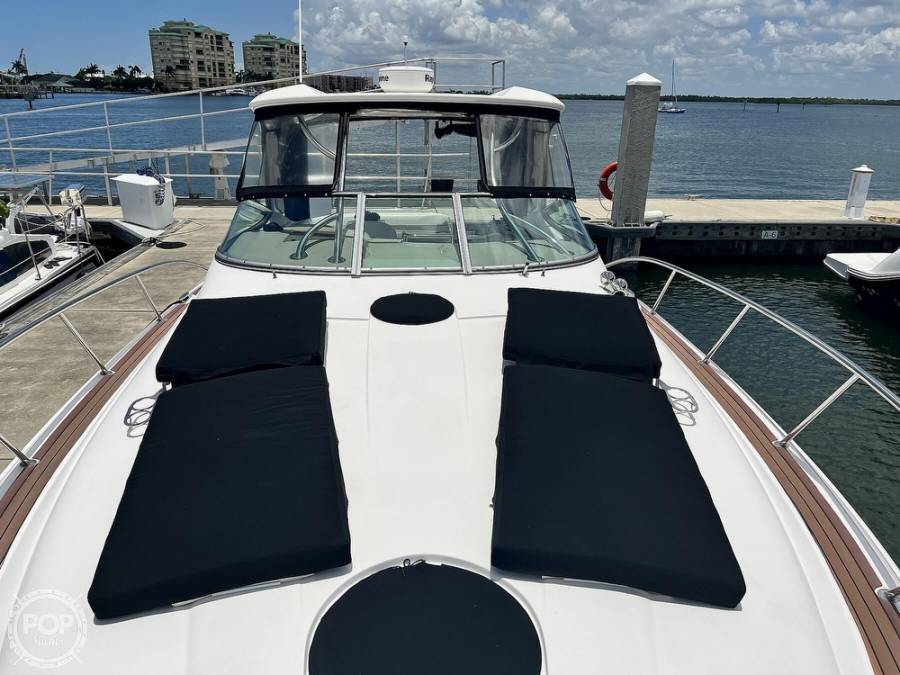 2009 Larson Cabrio 370 Day Cruiser IPS Power Boats, Express Cruisers ...