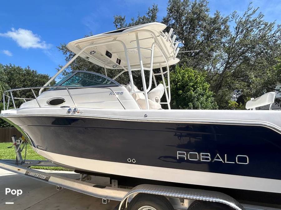 2017 Robalo R265 Power Boats, Walkaround Boats For Sale in Davie, Florida