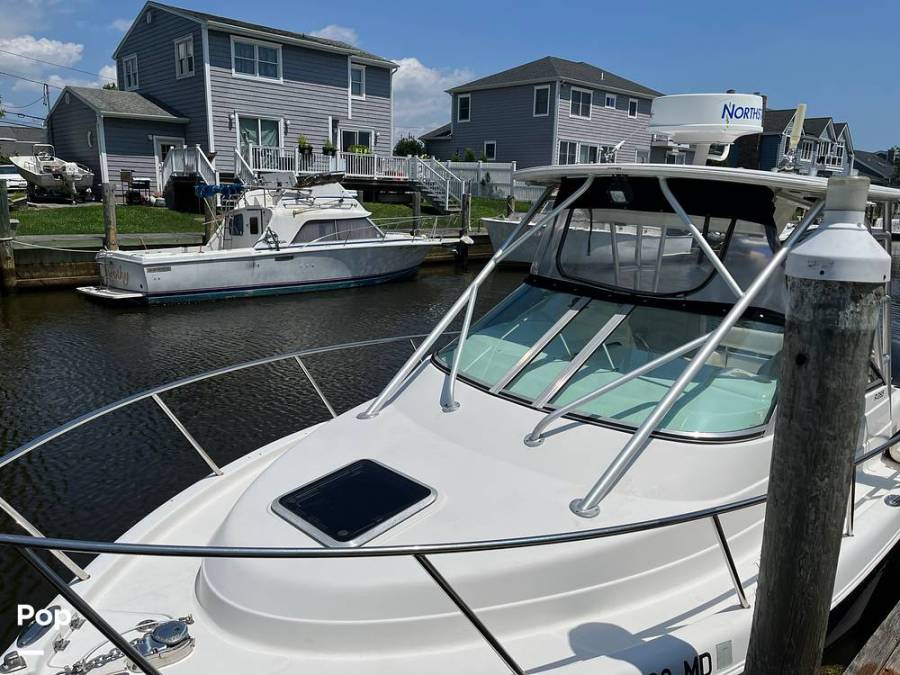 2005 Robalo 265 Power Boats, Walkaround Boats For Sale in Oakdale, New York