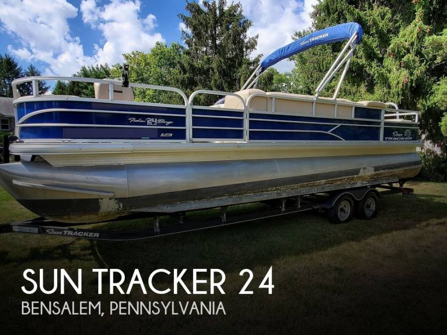 2017 Sun Tracker Fishin\' Barge 24 XP3 Power Boats, Tritoon Boats For ...