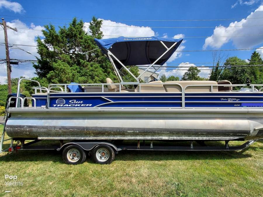 2017 Sun Tracker Fishin\' Barge 24 XP3 Power Boats, Tritoon Boats For ...
