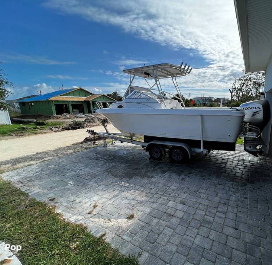 2004 Pro-Line 22 WA Power Boats, Walkaround Boats For Sale in St ...