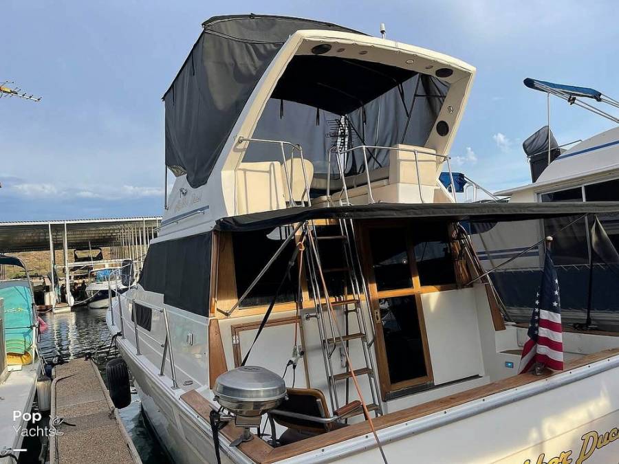 1985 Bayliner 3870 Explorer Power Boats, Motoryachts For Sale in Peoria ...