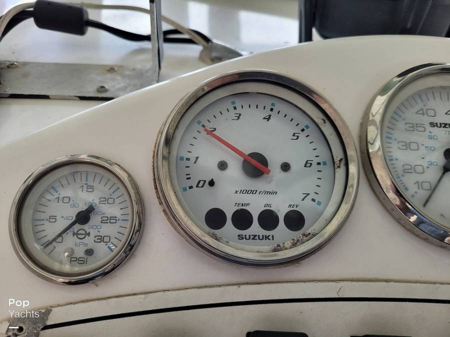 2005 Baha Cruisers 251 GLE Power Boats, Walkaround Boats For Sale in ...