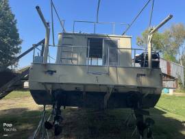 1974 River Queen 44 Power Boats, Houseboats For Sale in Texarkana, Texas