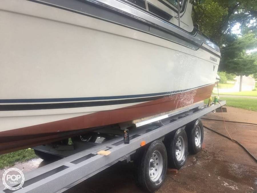 1988 Formula 26 PC Power Boats, Express Cruisers For Sale in Joplin ...