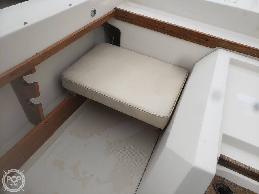 1983 Pursuit Tiara 2500 Power Boats, Walkaround Boats For Sale in ...