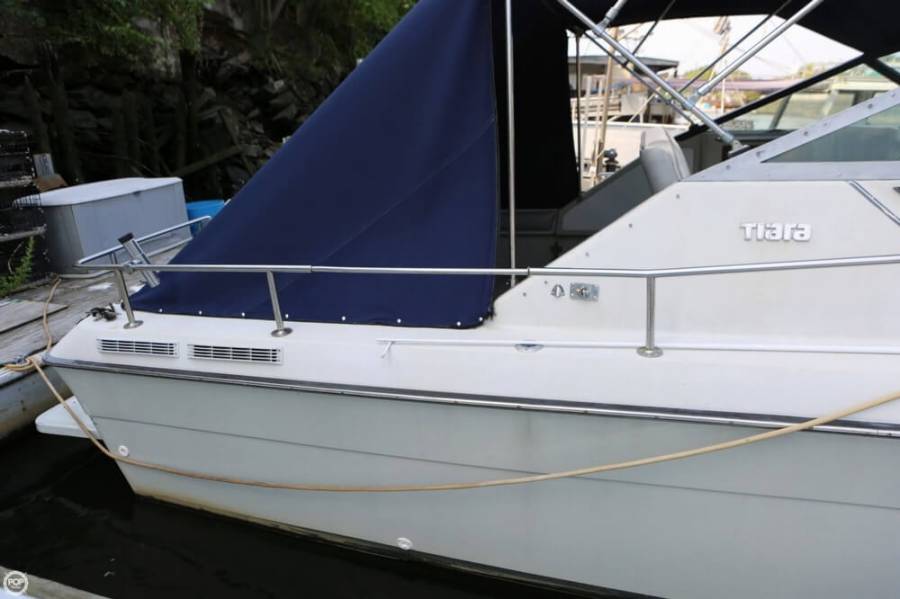 1986 Tiara 2700 Continental Power Boats, Express Cruisers For Sale in ...