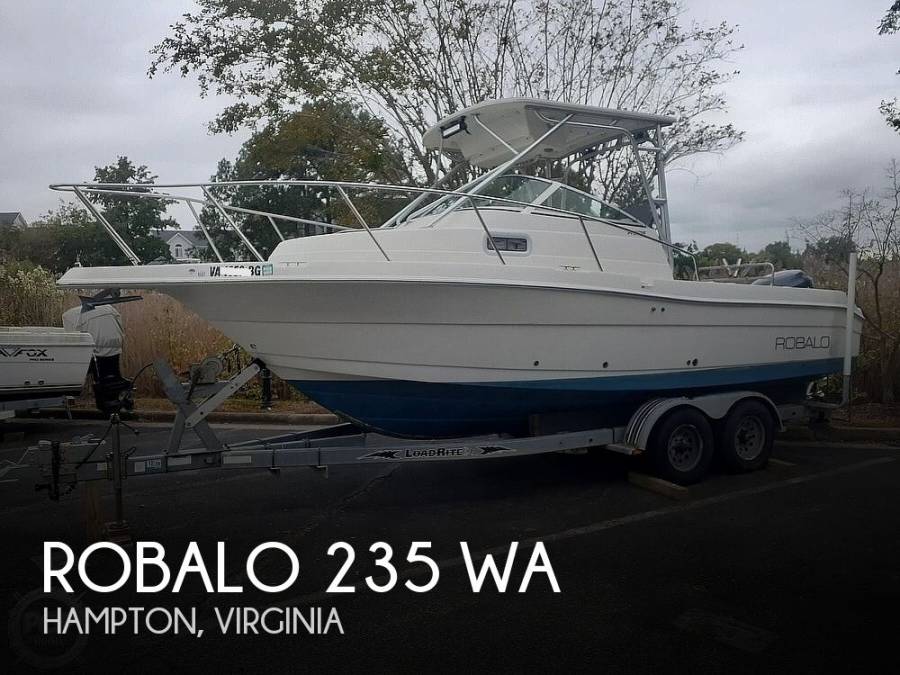 2005 Robalo 235 WA Power Boats, Walkaround Boats For Sale in Hampton ...