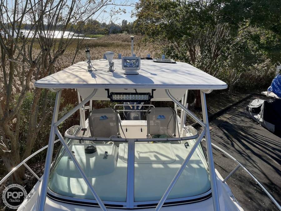 2005 Robalo 235 WA Power Boats, Walkaround Boats For Sale in Hampton ...