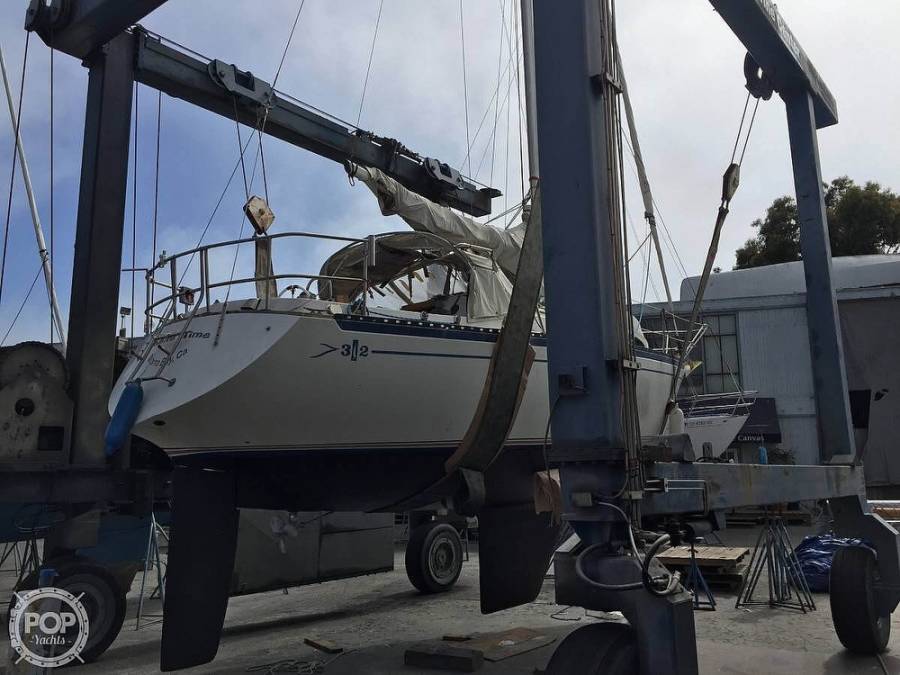 1977 Islander 32 MK II Sail Boats, Cruisers For Sale in Moss Landing ...