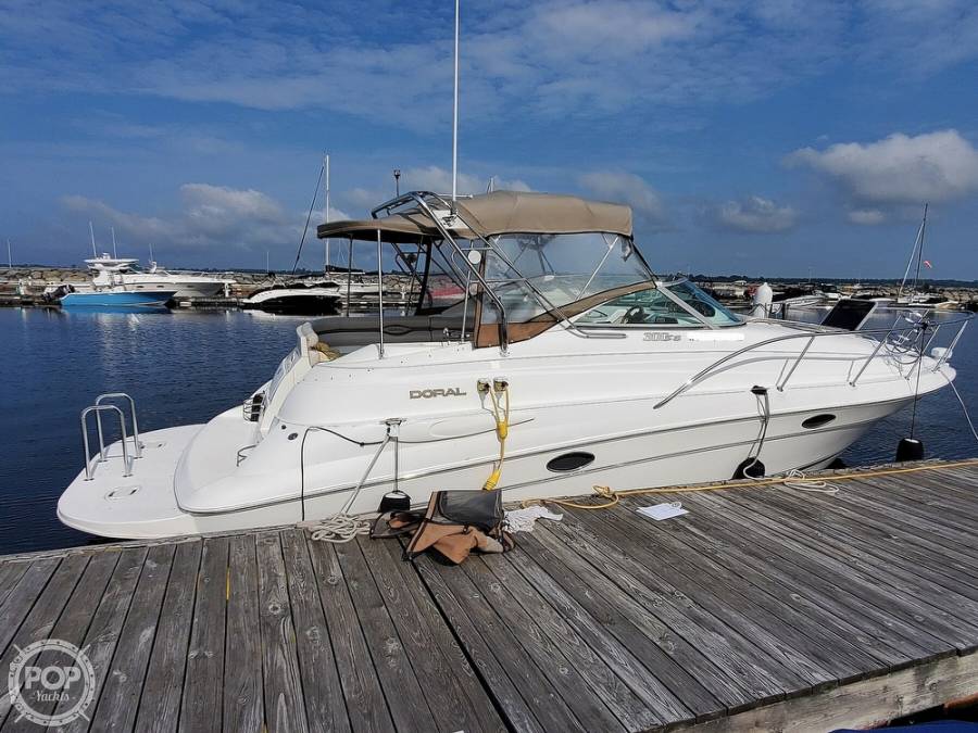 2000 Doral 300 SE Power Boats, Express Cruisers For Sale in Henderson ...