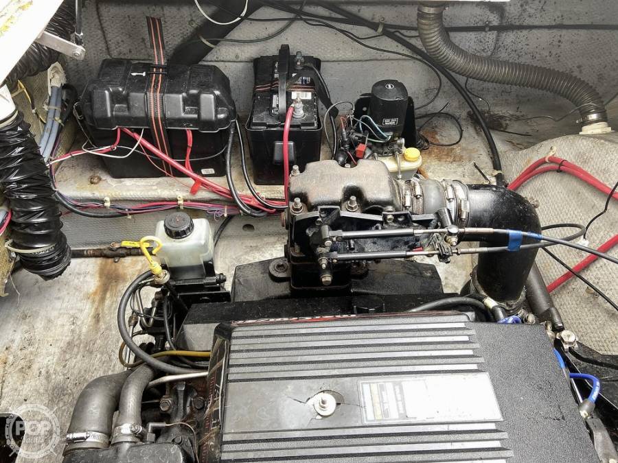 1996 Silverton 271 Express Power Boats, Express Cruisers For Sale in ...