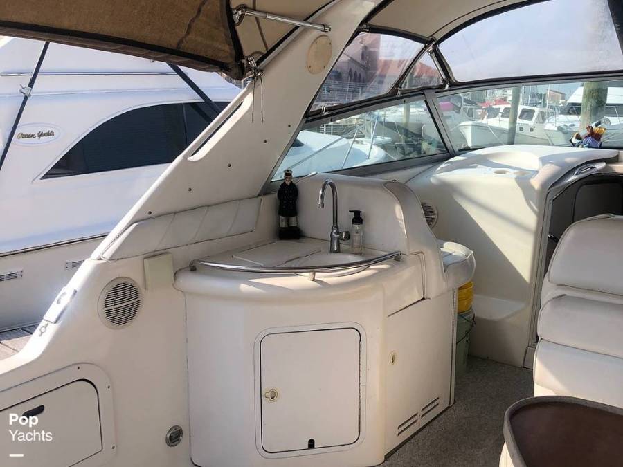 1996 Sea Ray 330 Sundancer Power Boats, Express Cruisers For Sale in ...