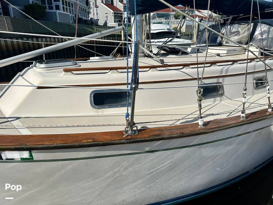 1988 Island Packet 31 Sail Boats, Cruisers For Sale in Little River ...