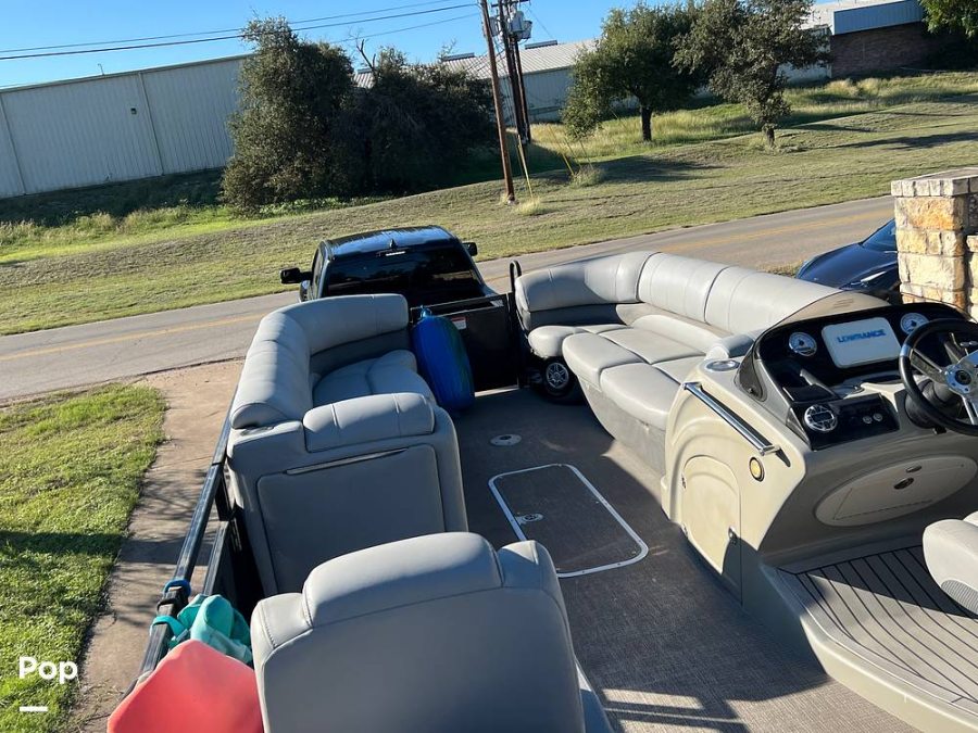 2018 Regency 254 LE3 Power Boats, Tritoon Boats For Sale in Leander, Texas