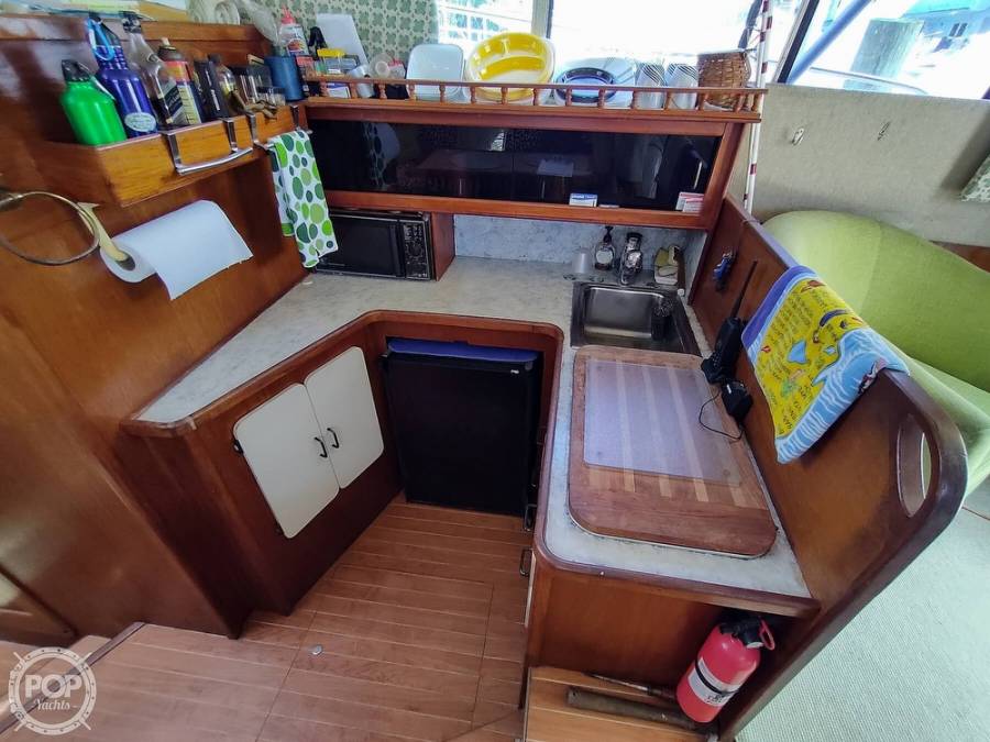 1989 Pacemaker 33 Power Boats, Sportfish/Convertible For Sale in ...